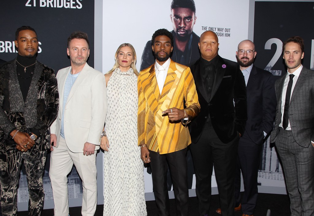 21 Bridges CHADWICK BOSEMAN World Premiere ...